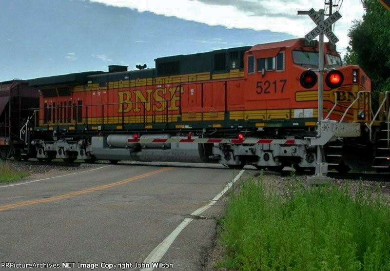 BNSF 5217